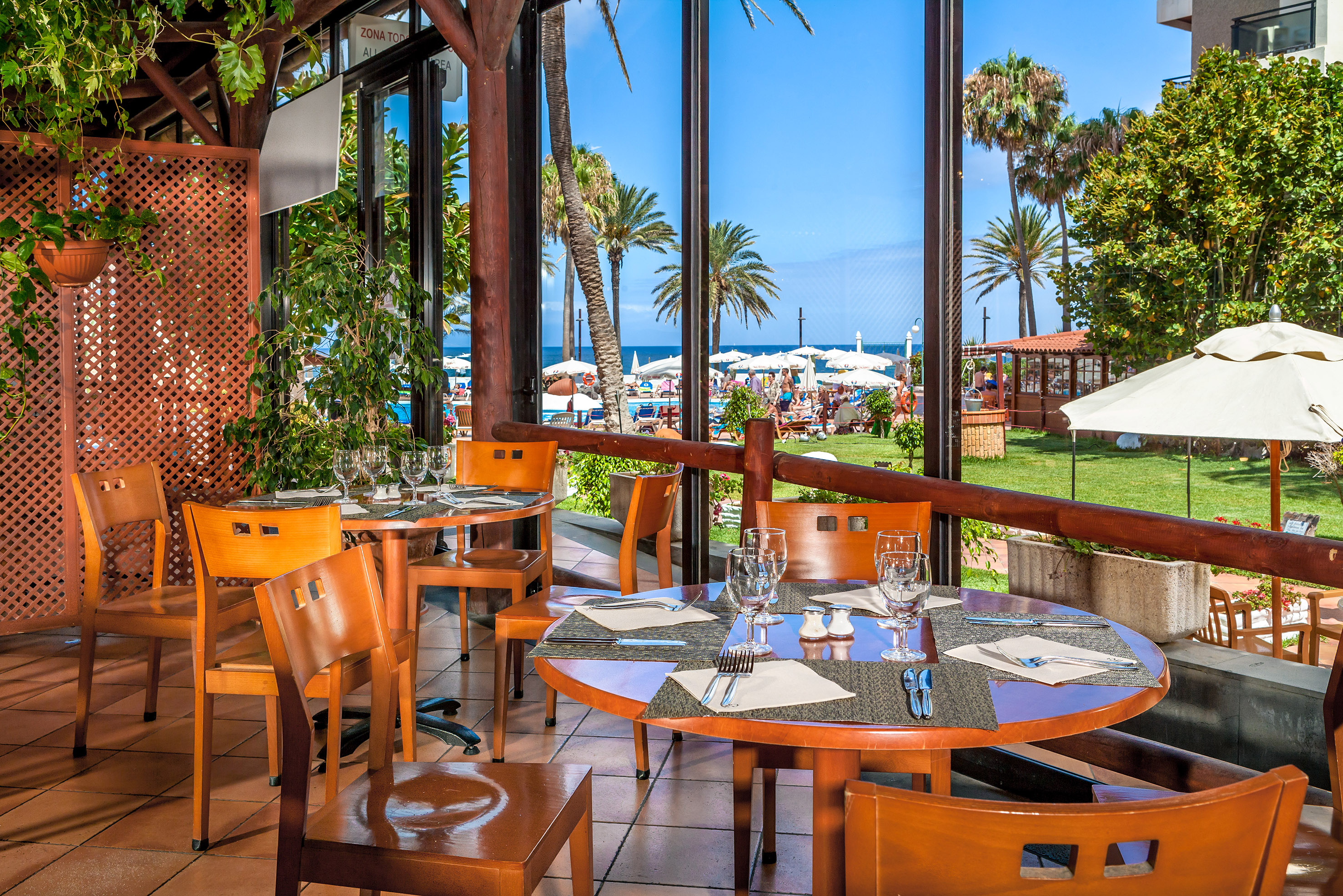 Hotel Sol Tenerife, family hotel in Tenerife | Melia.com