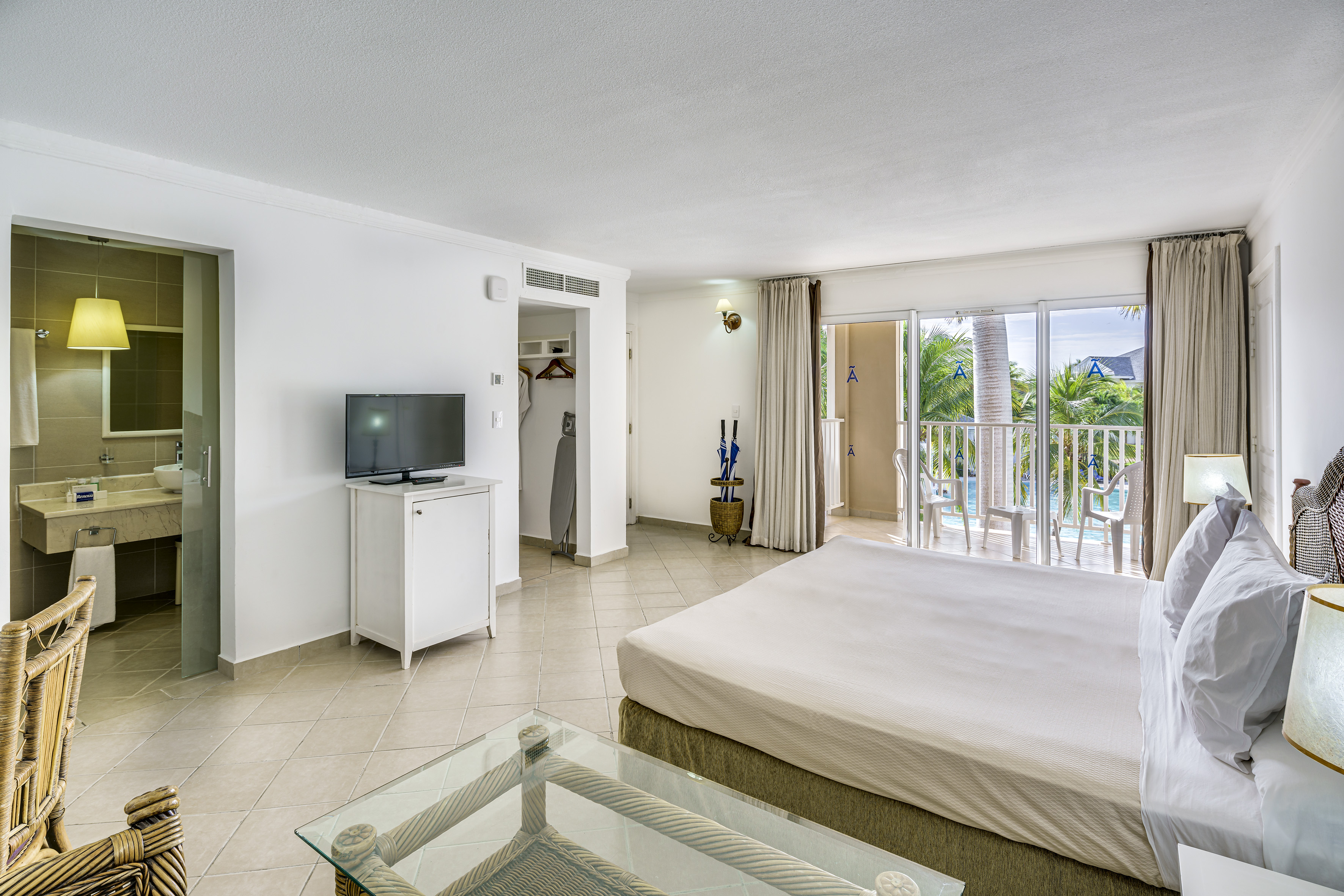 Hotel Melia Peninsula Varadero, luxurious resort in Varadero | Melia.com