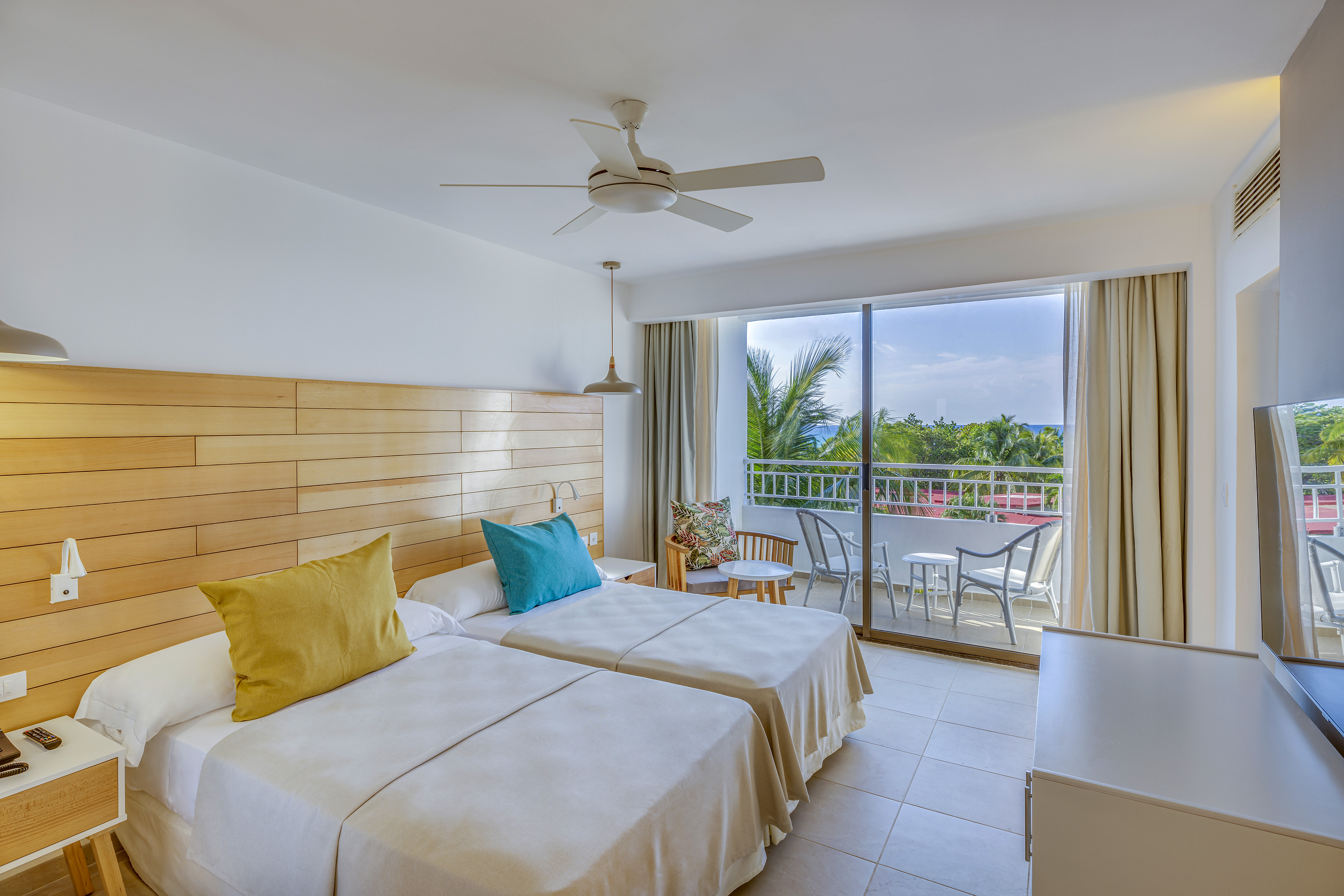 Sol Caribe Beach by Meliá Hotel, in Cuba | Melia.com