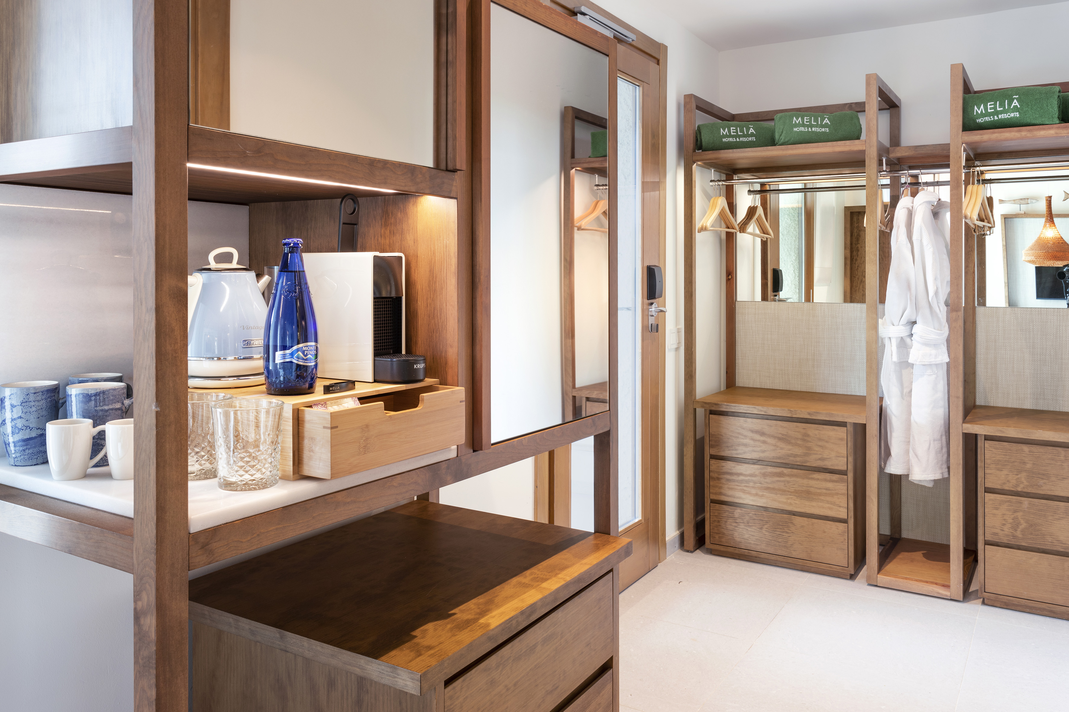 Two-Bedroom Grand Villa at The Level with Private Pool 在 Meliá Zahara ...